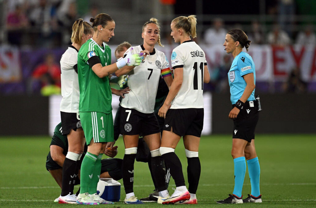 Know How MCL Knee Injury Rules Giulia Gwinn Out Of Women’s Euro 2025 in ...