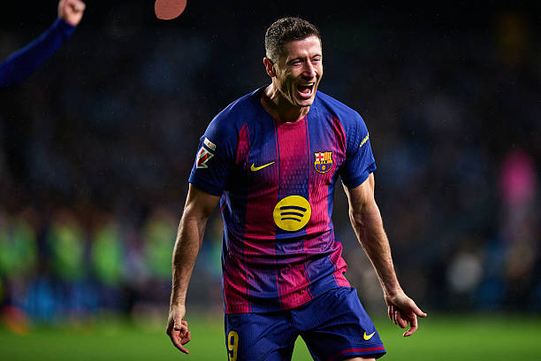 Can Robert Lewandowski-inspired Barcelona topple Real Madrid for La ...